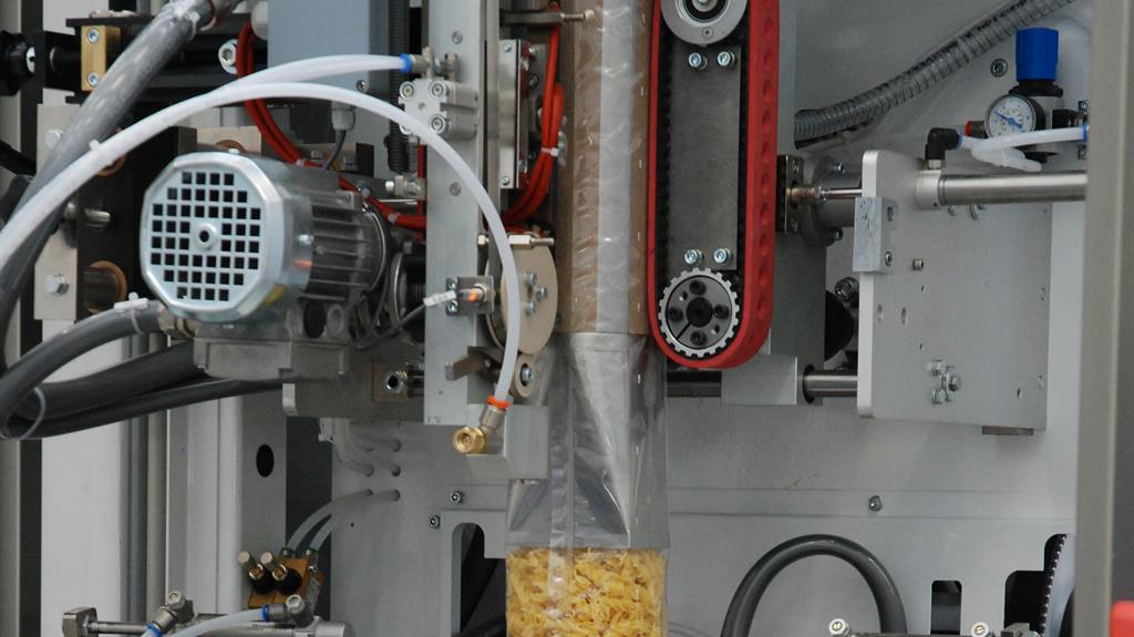 Vertical packaging machines